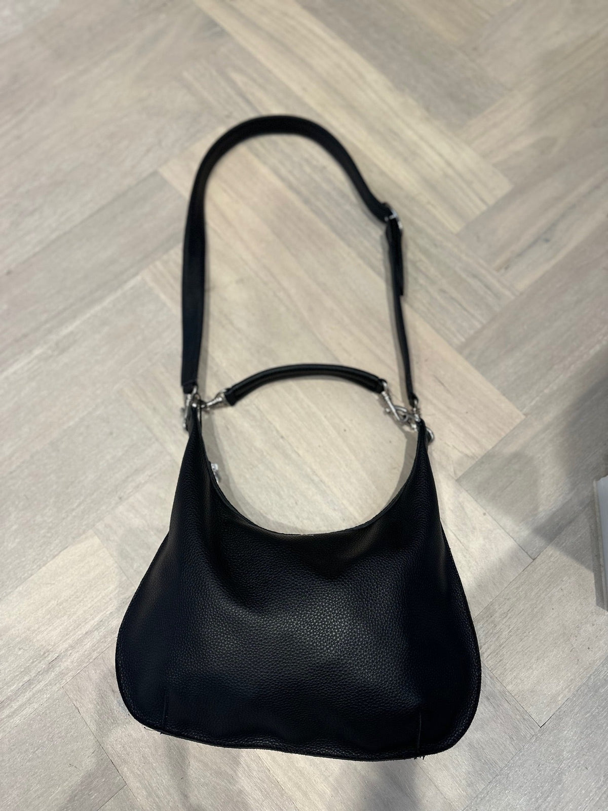 TG Sienna Slouch Shoulder Bag Black