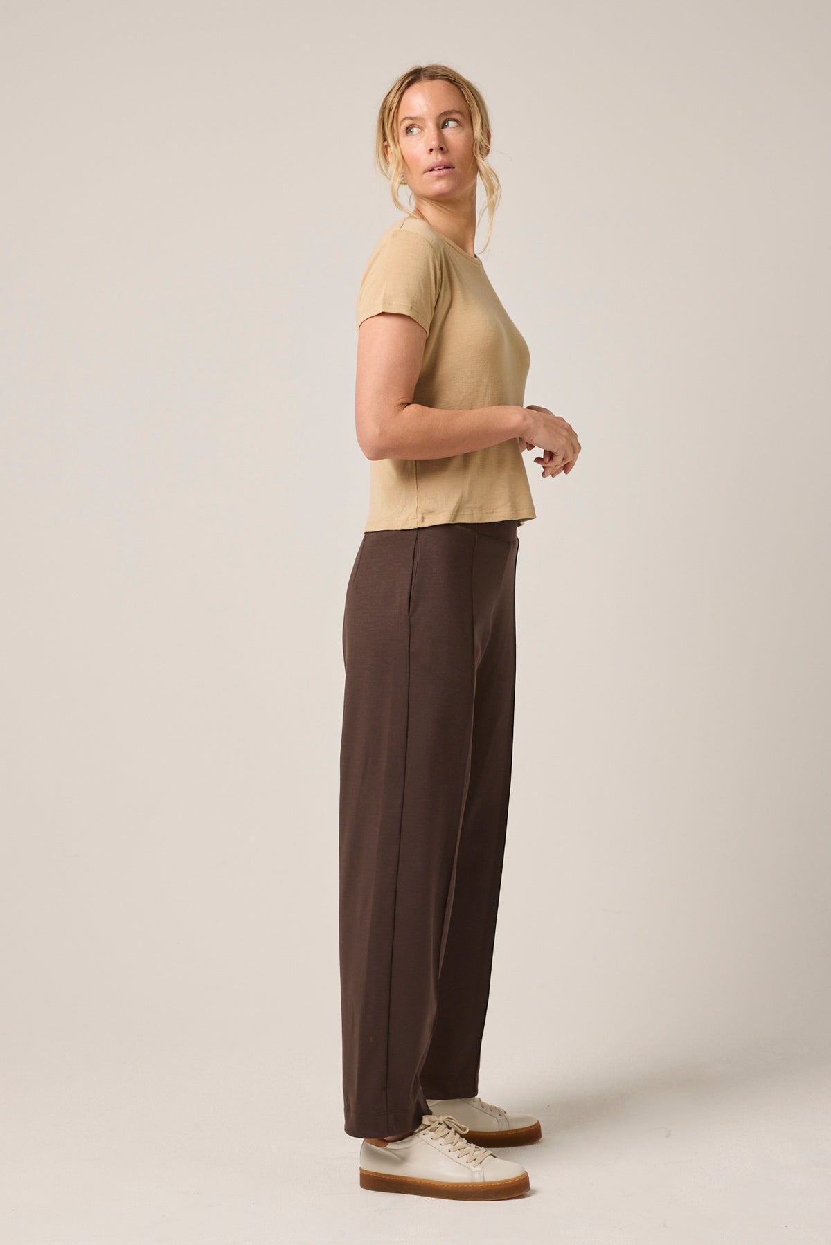 Hunter Wool Ponte Pin-Tuck Pant Espresso | Matilda Life