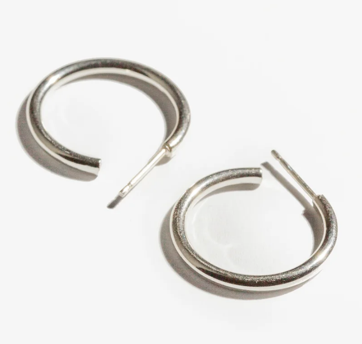 RS No 45 Medium Hoop Silver – Matilda Life
